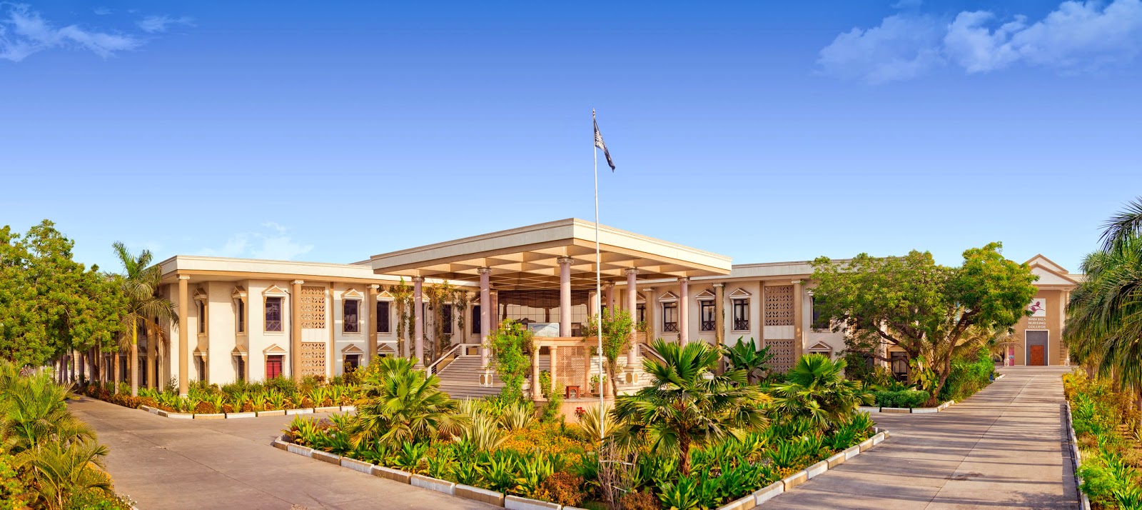 Uka Tarsadia University - Maliba Campus : Uka Tarsadia University ...