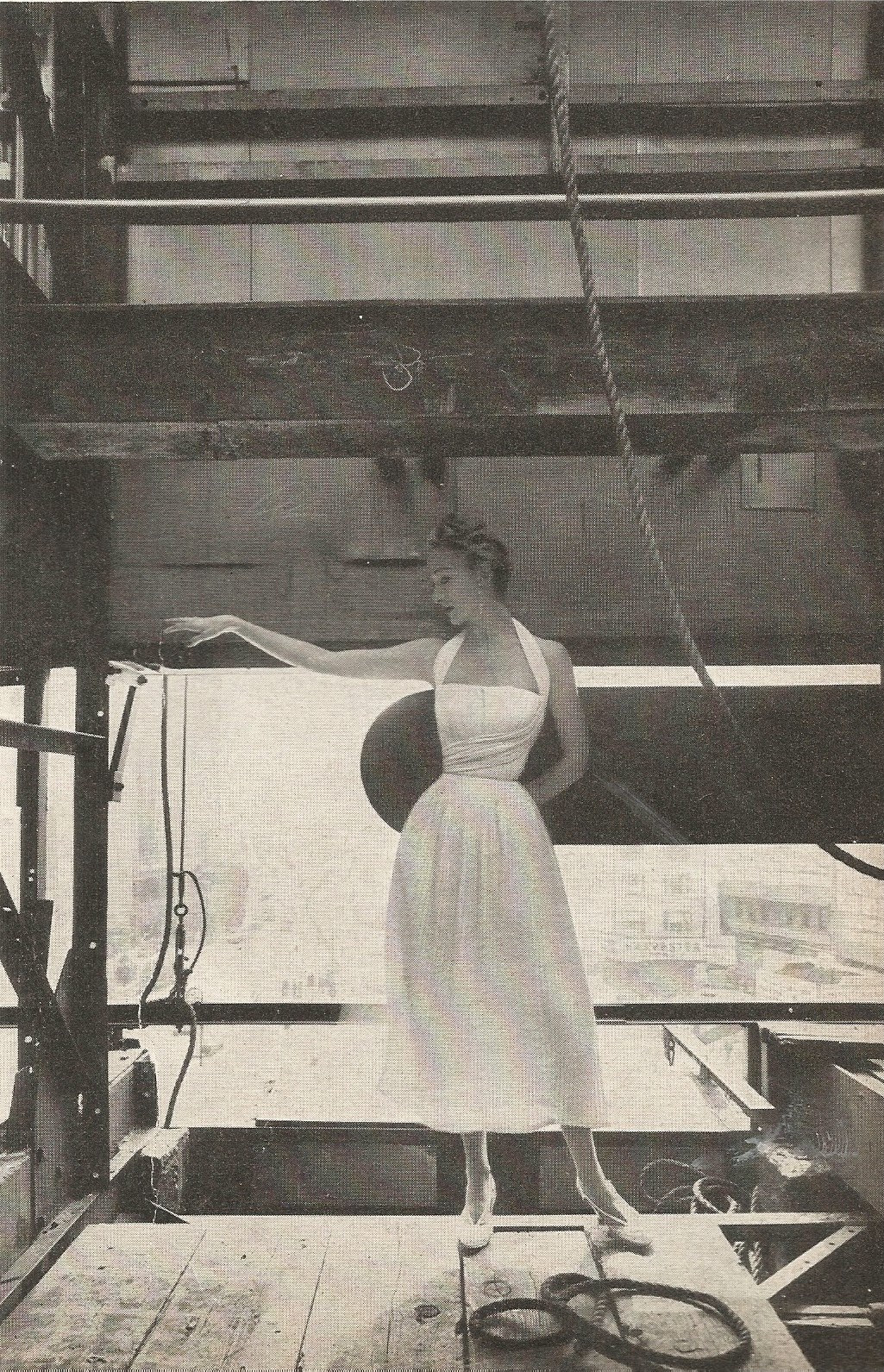 devodotcom: THE GREAT WHITE WAY 1952