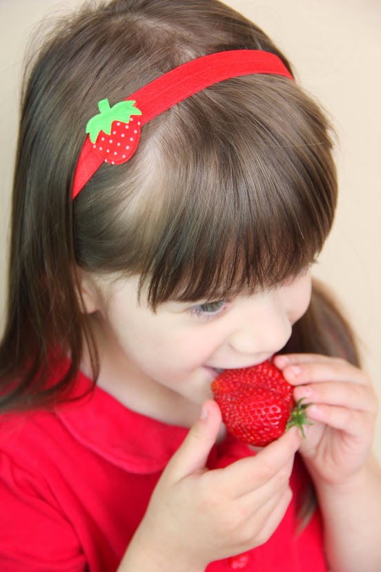 Adventures in all things food: DIY FOE Strawberry Headband