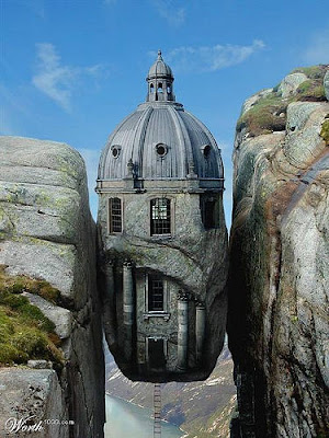 PicturesPool: Weird Building Designs