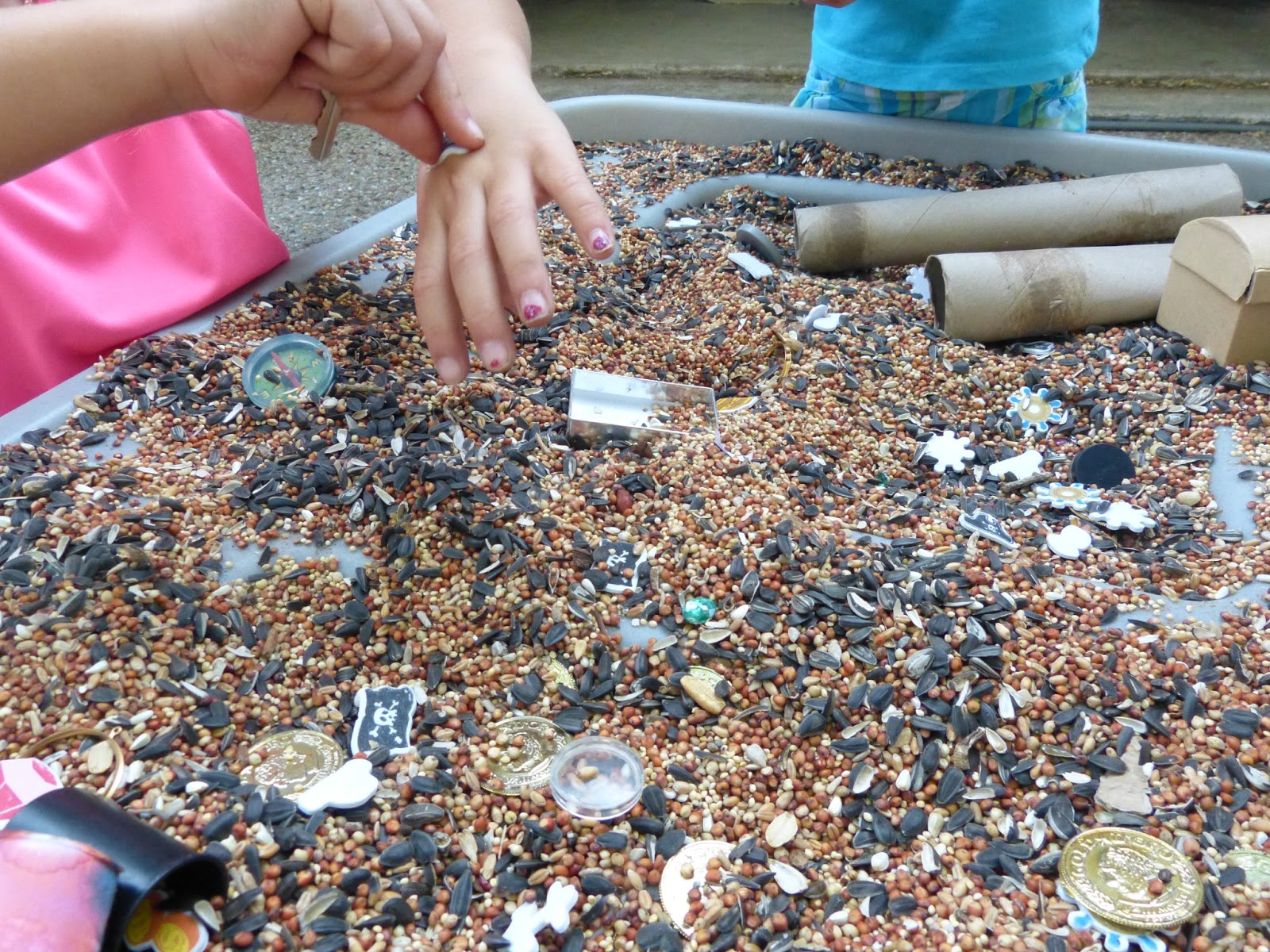 Paula's Primary Classroom: Seed play