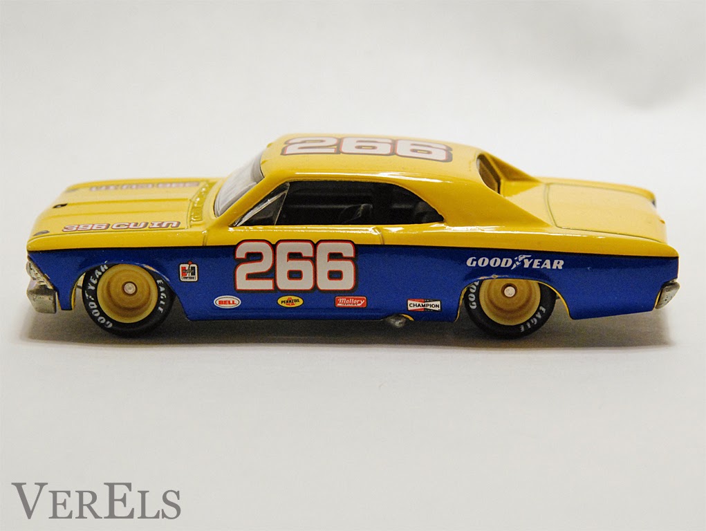VerEls: Hot Wheels Vintage Stock Car Racing 2012
