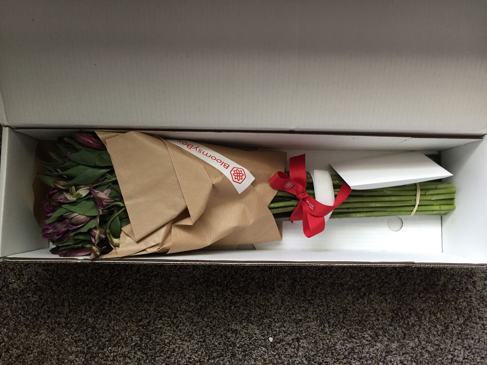 Mommy's Favorite Things: Gorgeous Flower Bouquets Delivered Monthly ...