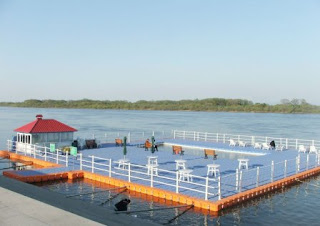 Zona Apung: APLIKASI PONTON APUNG - RUMAH APUNG - RESTORAN APUNG