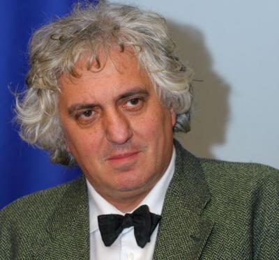 TEFL II: SUGGESTOPEDIA