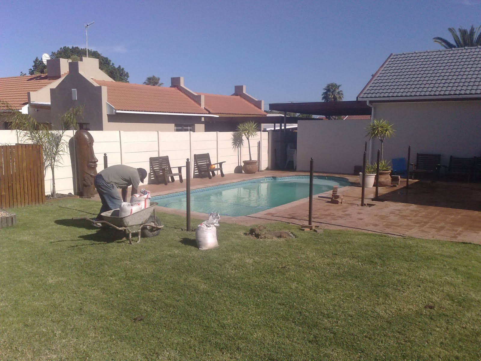 Stephan Steelworks: Bellville - Swimming pool fencing