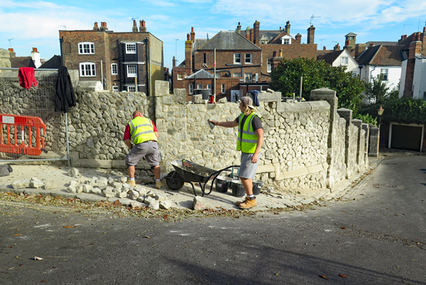 The Language of Stone: Kentish Ragstone in Rochester