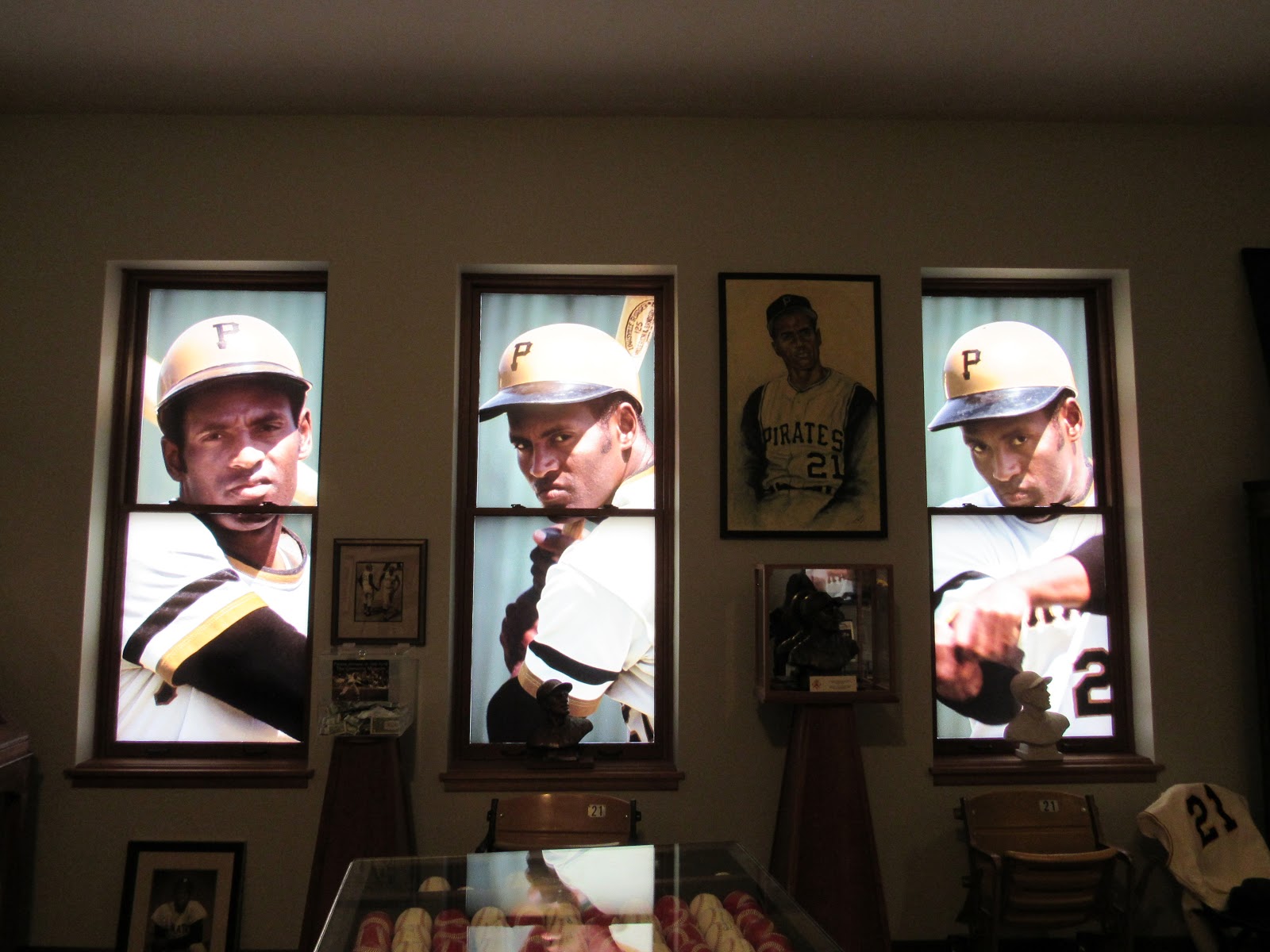 The Grandstander: The Roberto Clemente Museum