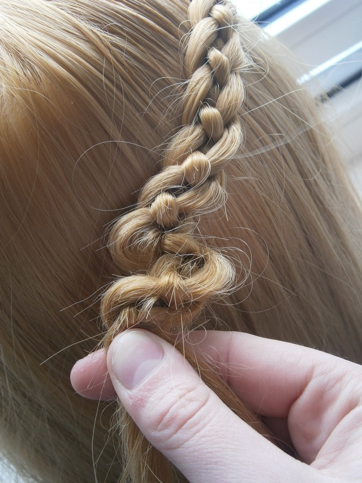 How-to: vlechten met 4 stroken! ♢ Lovely Photography