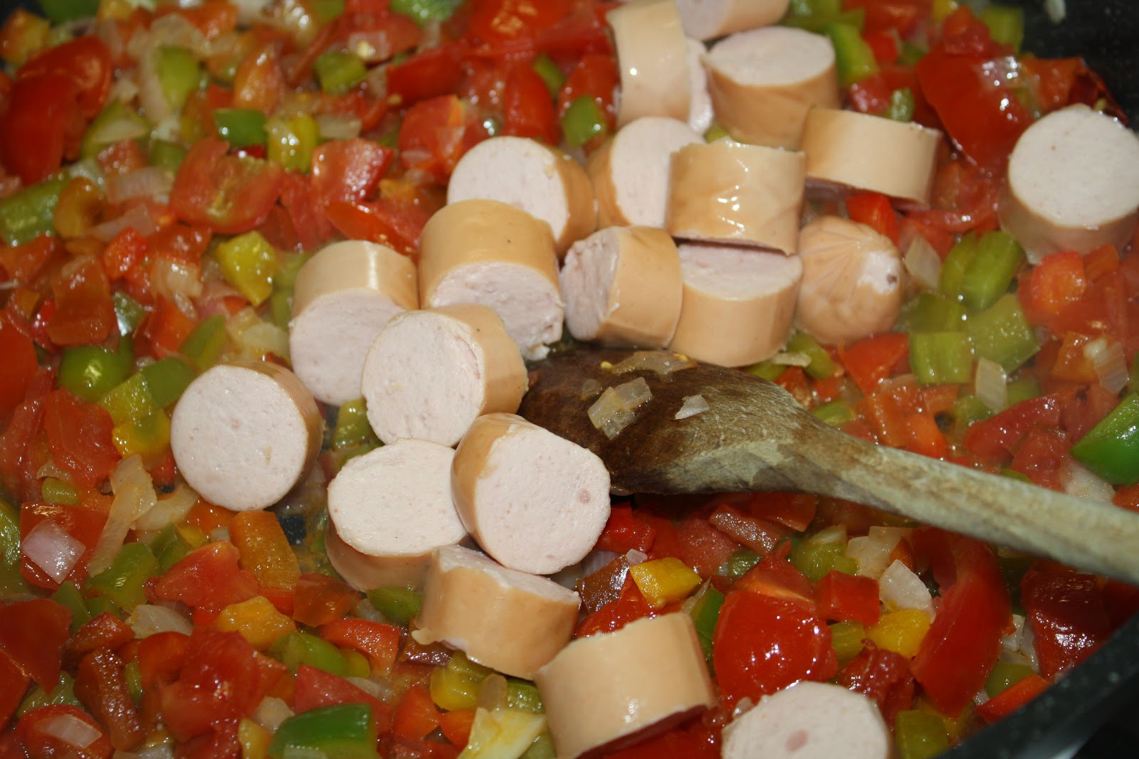 La Cuciniera Moderna: RIcetta wurstel in padella