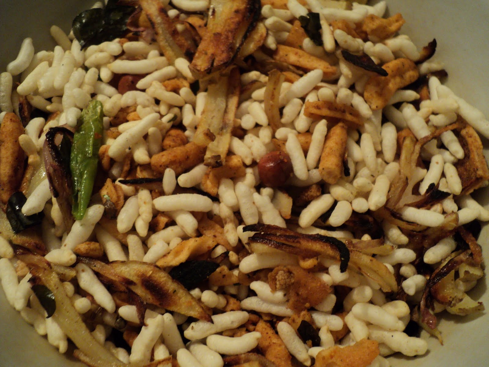 Oriyarasoi - The cosmopolitan Odia's Kitchen !: Mudhi Bhaja ( Fried ...