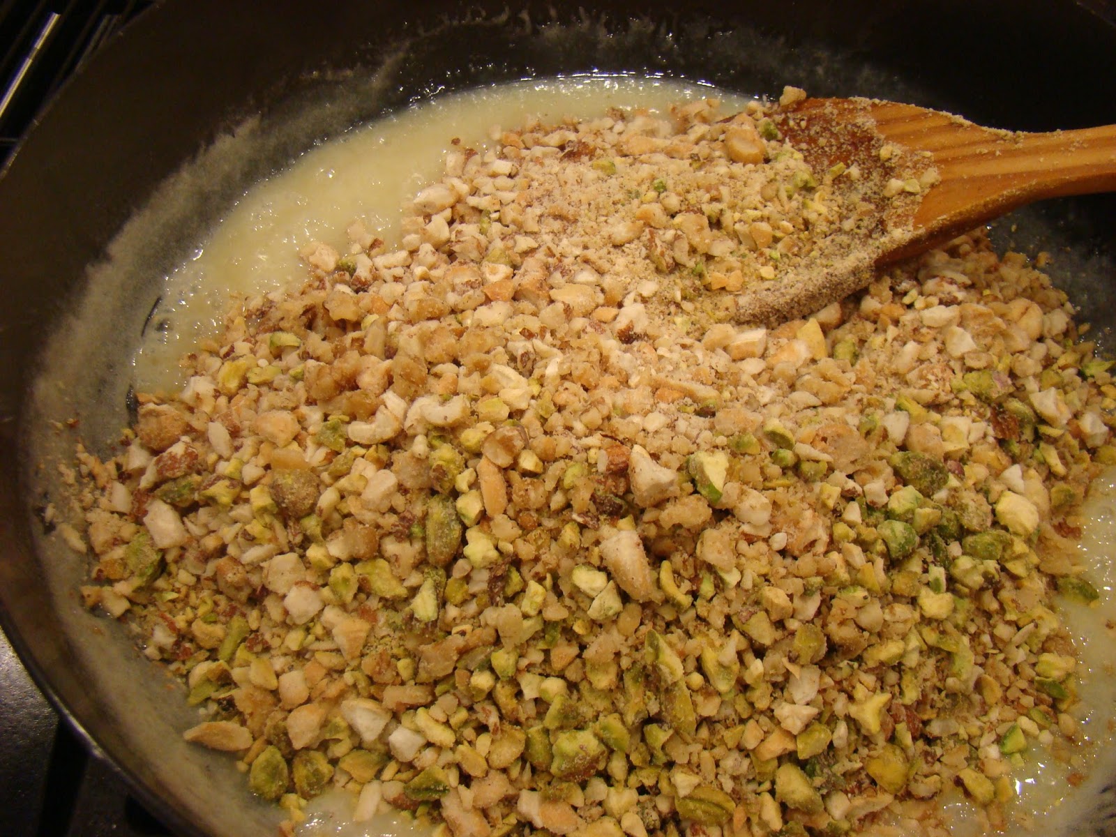 My Favorite Recipes Collection: Scrumptious Nutty Milk Fudge from ...