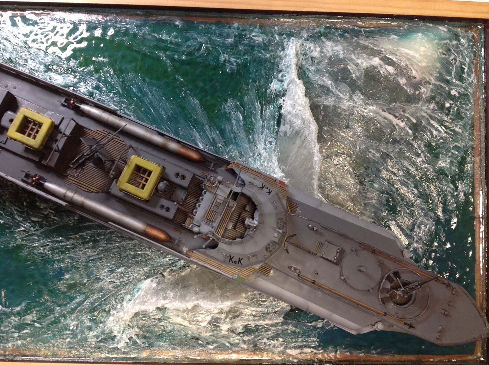 1/72 Scale Kits & Diorama: Revell S-100 Schellboot Water Diorama