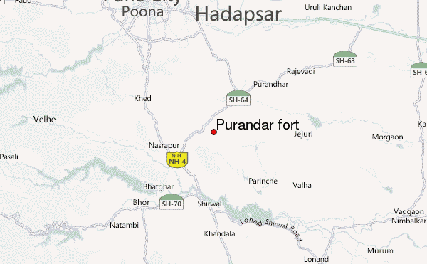 TREKKING TOWARDS FORTS: Purandar fort
