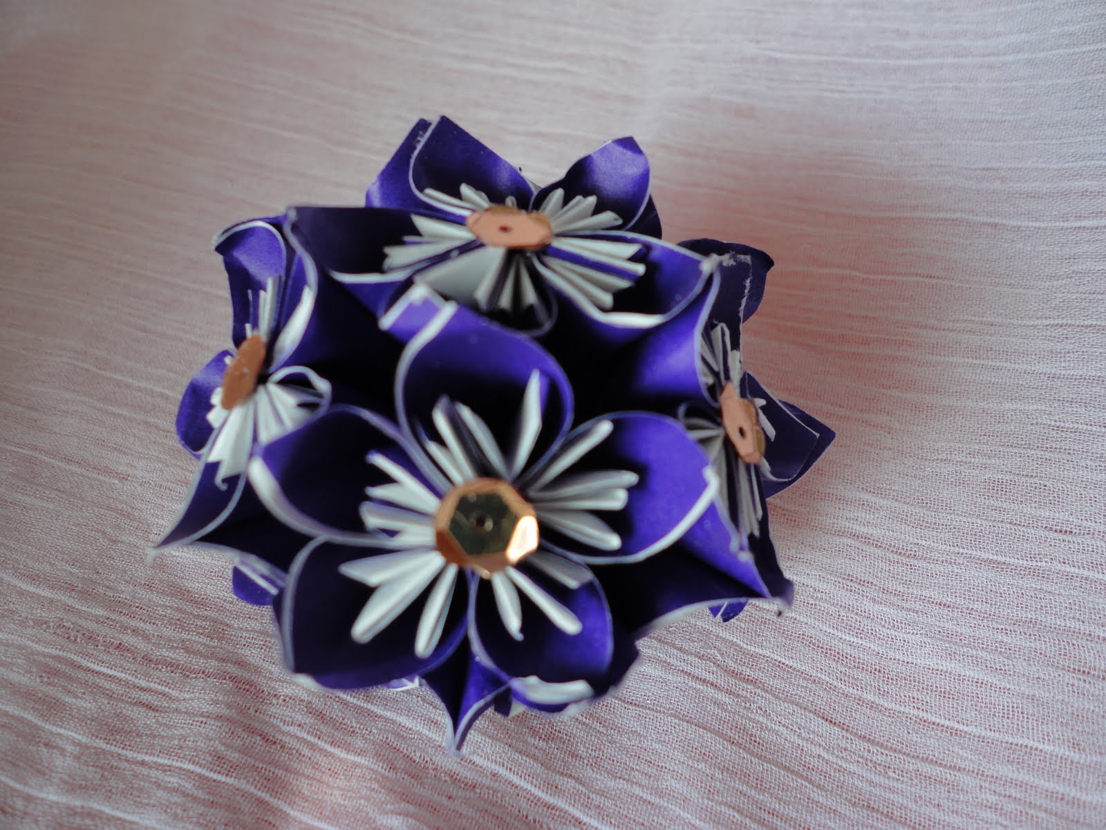 ...kraftaria..: kusudama flower