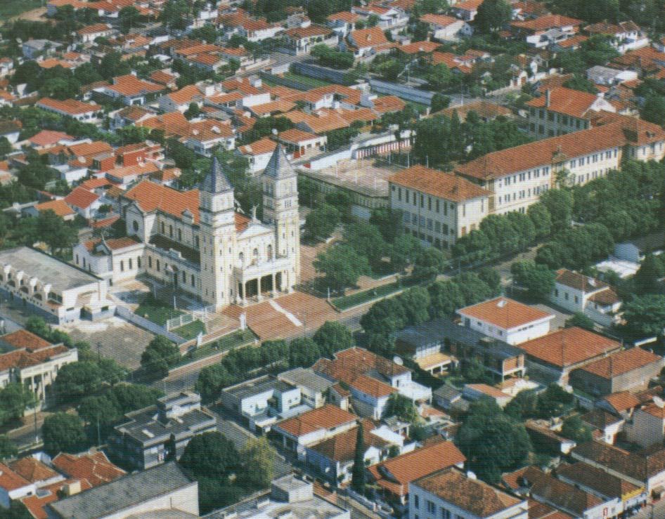 PARANÁ: Jacarezinho está tomada pelo mosquito da dengue