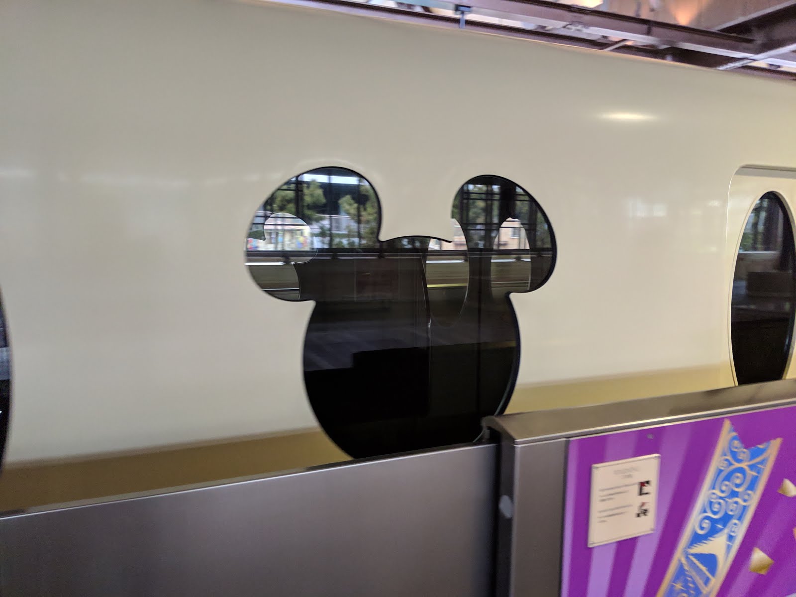 A Ride on the Tokyo Disney Resort Monorail