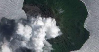 Solomon Islands volcano eruption prompts warning to stay indoors ...