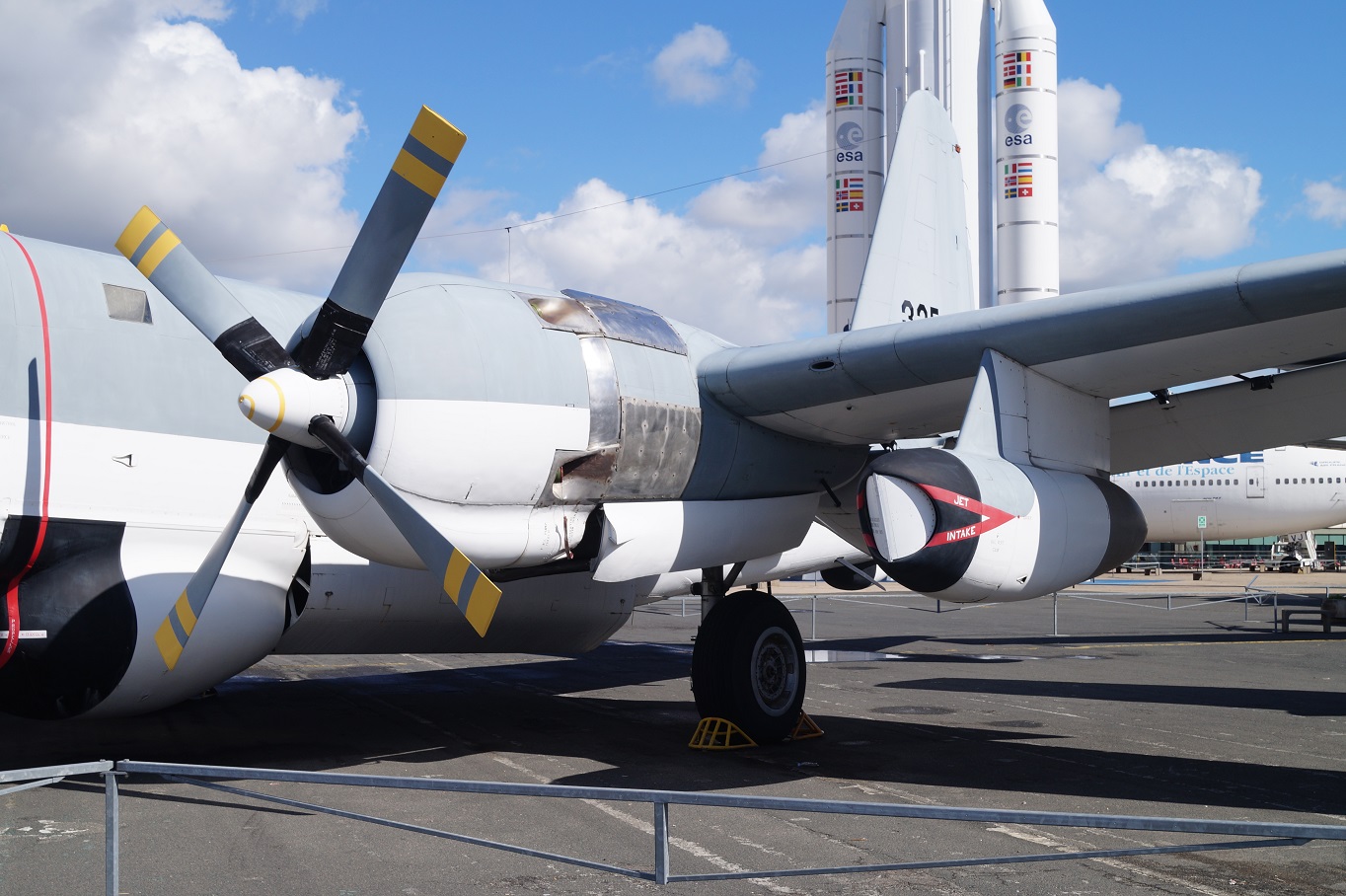 Plastic Models on the Internet: Aircraft walkaround vol.90: Lockheed P2V--7 Neptune