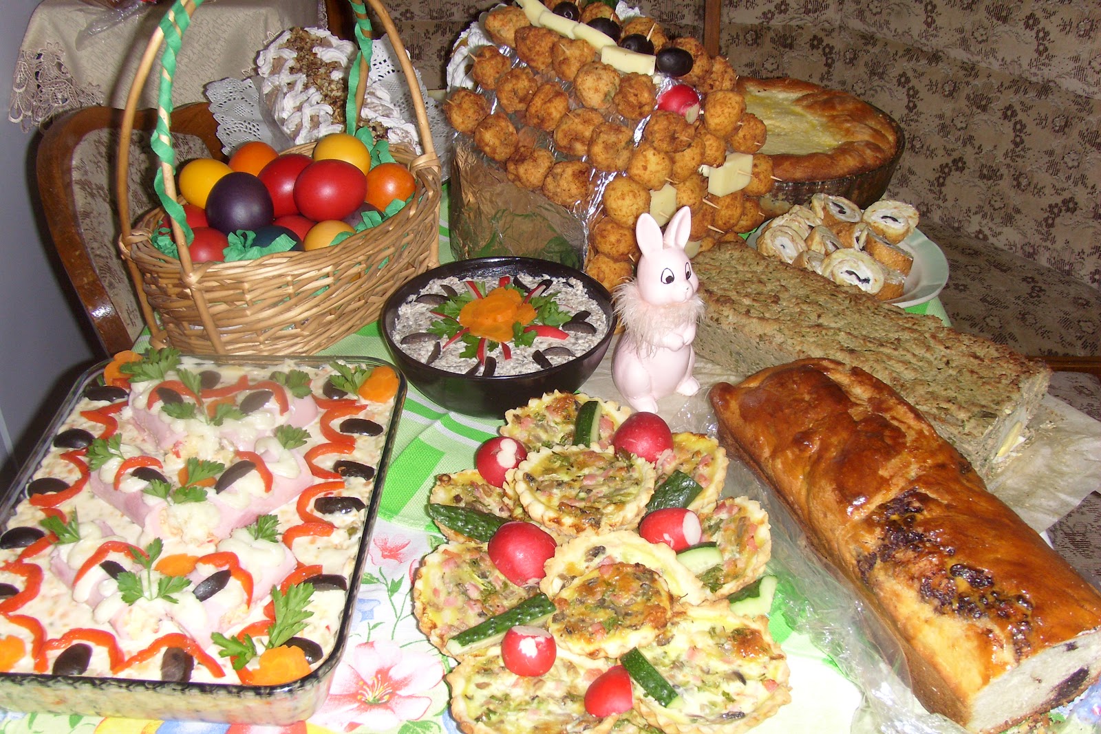 Poftiti la masa: Peparate pentru masa de Paste