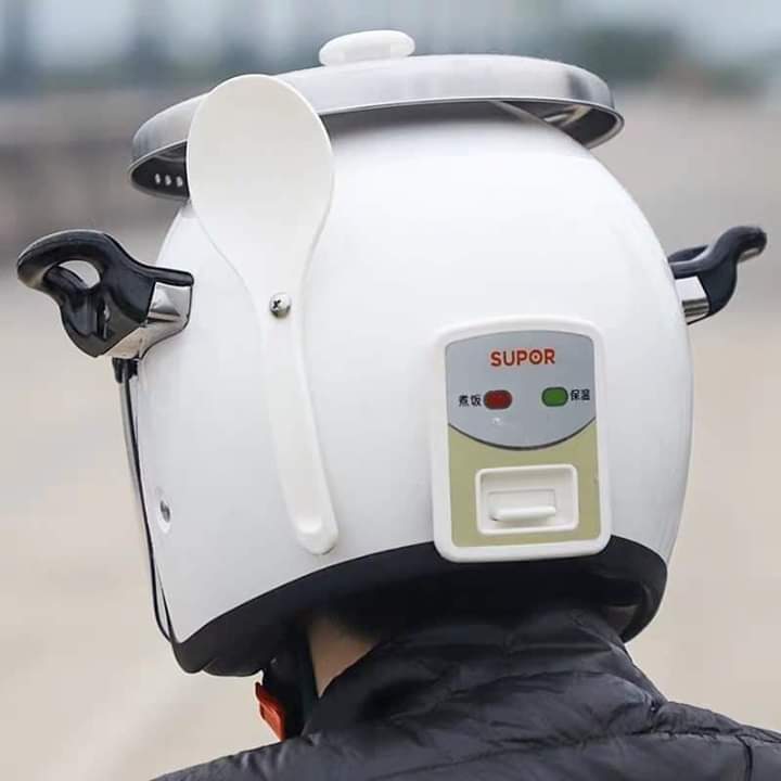 Helm Motor Unik yang bikin Ngakak Di Jalanan