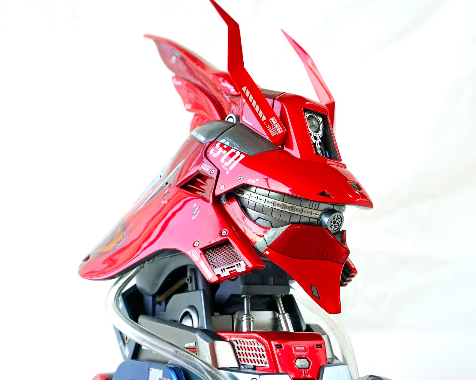 Custom Build: 1/24 G-SystemModel MSN-04 Sazabi Head Bust Display