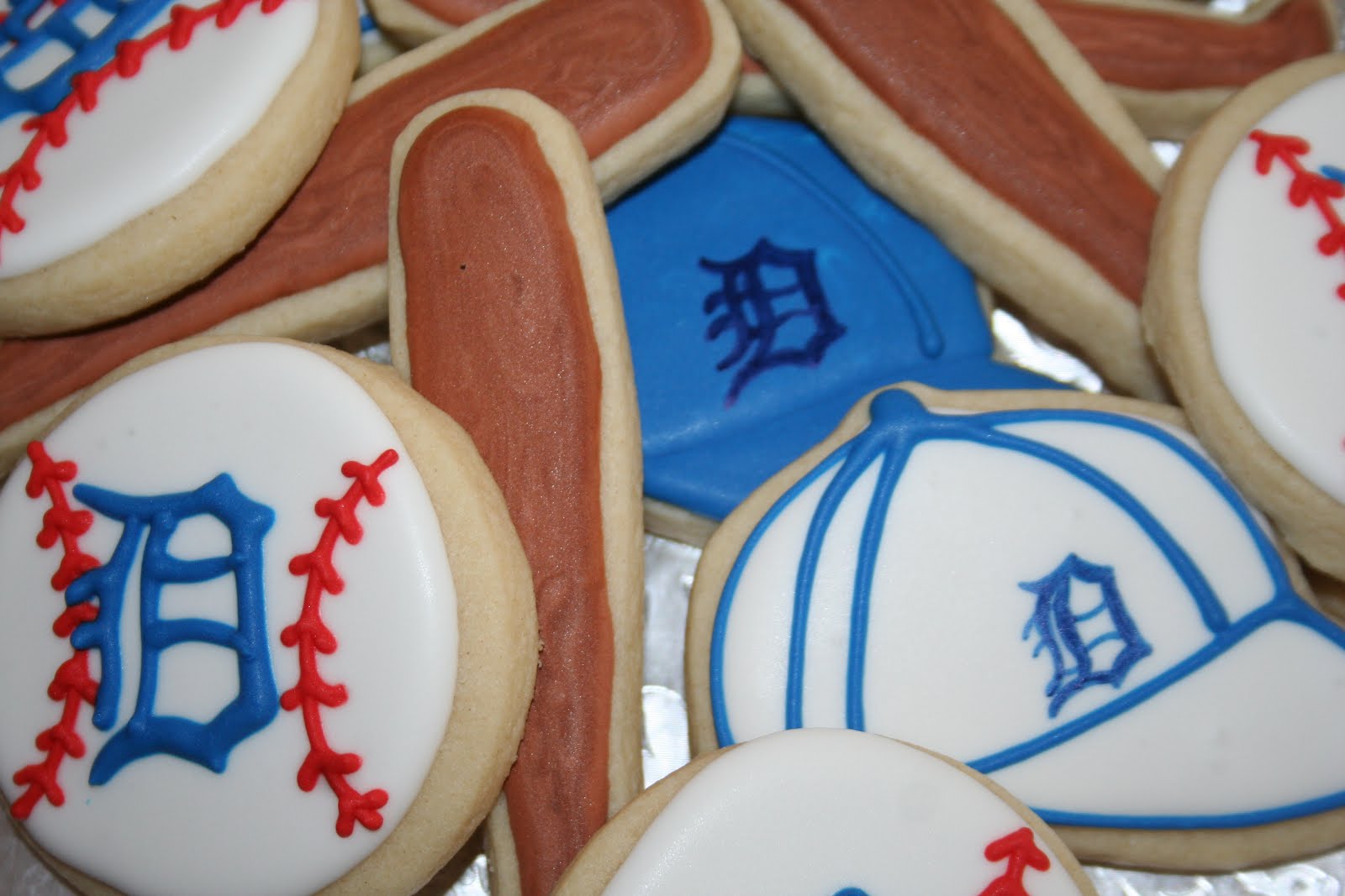 CAKES AND MORE: Detroit Tigers Cookies