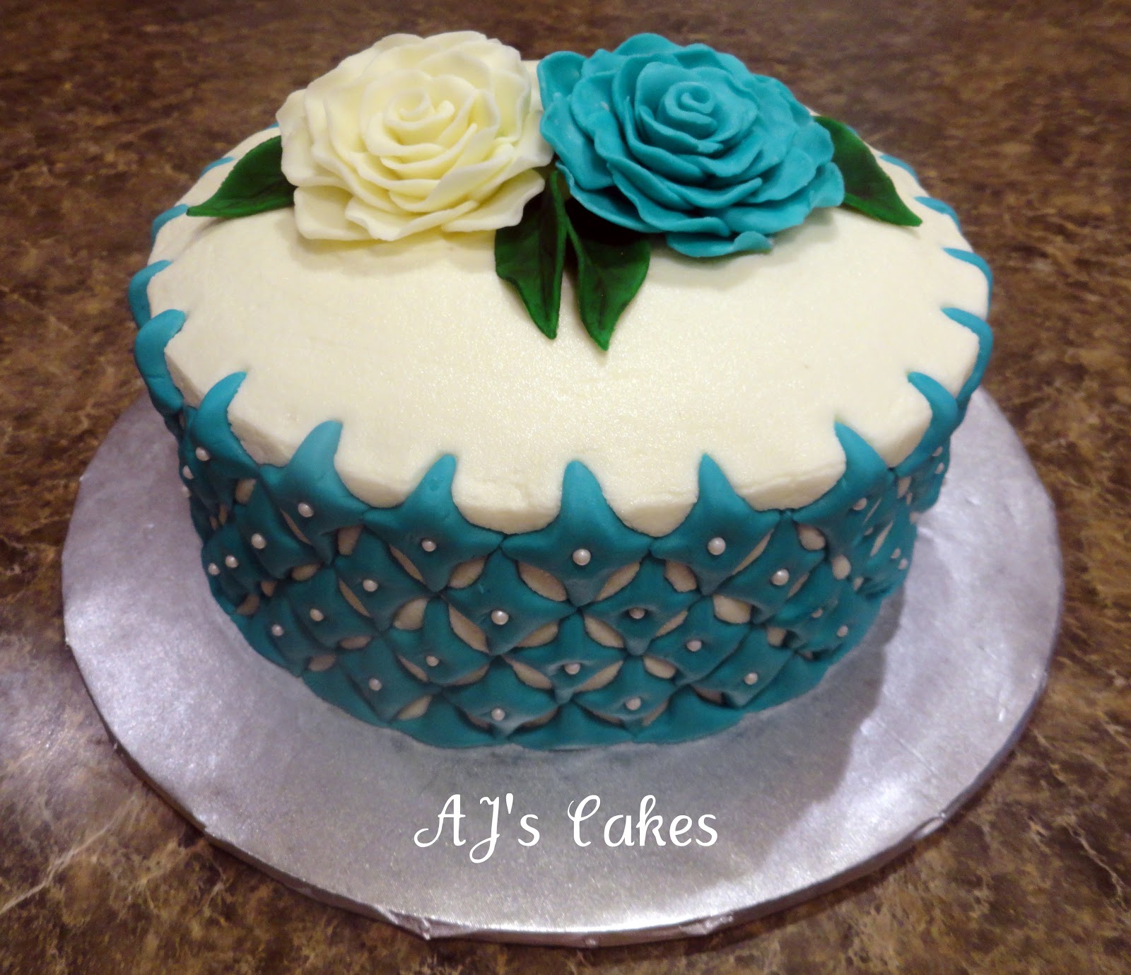 AJ's Cakes: Teal Diamond Cake