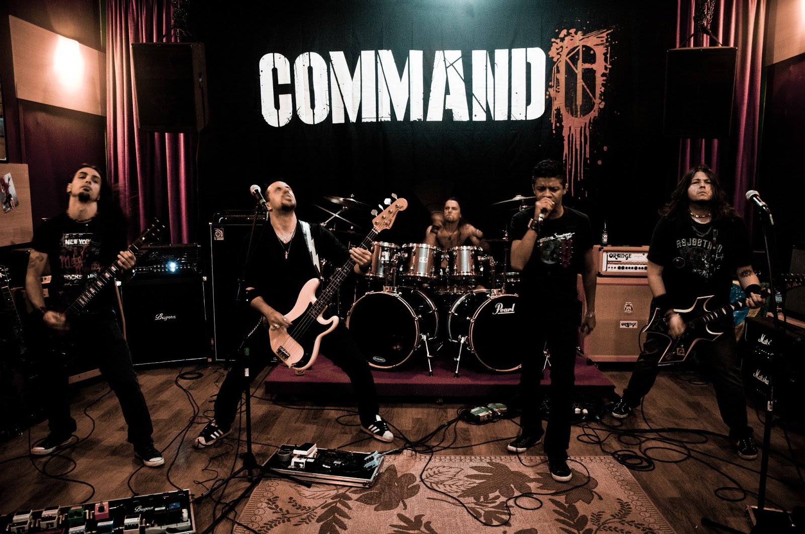 NEW HORIZONS ZINE: COMMAND6: "AS LETRAS DESSE DISCO SÃO UMA CRÍTICA AO ...