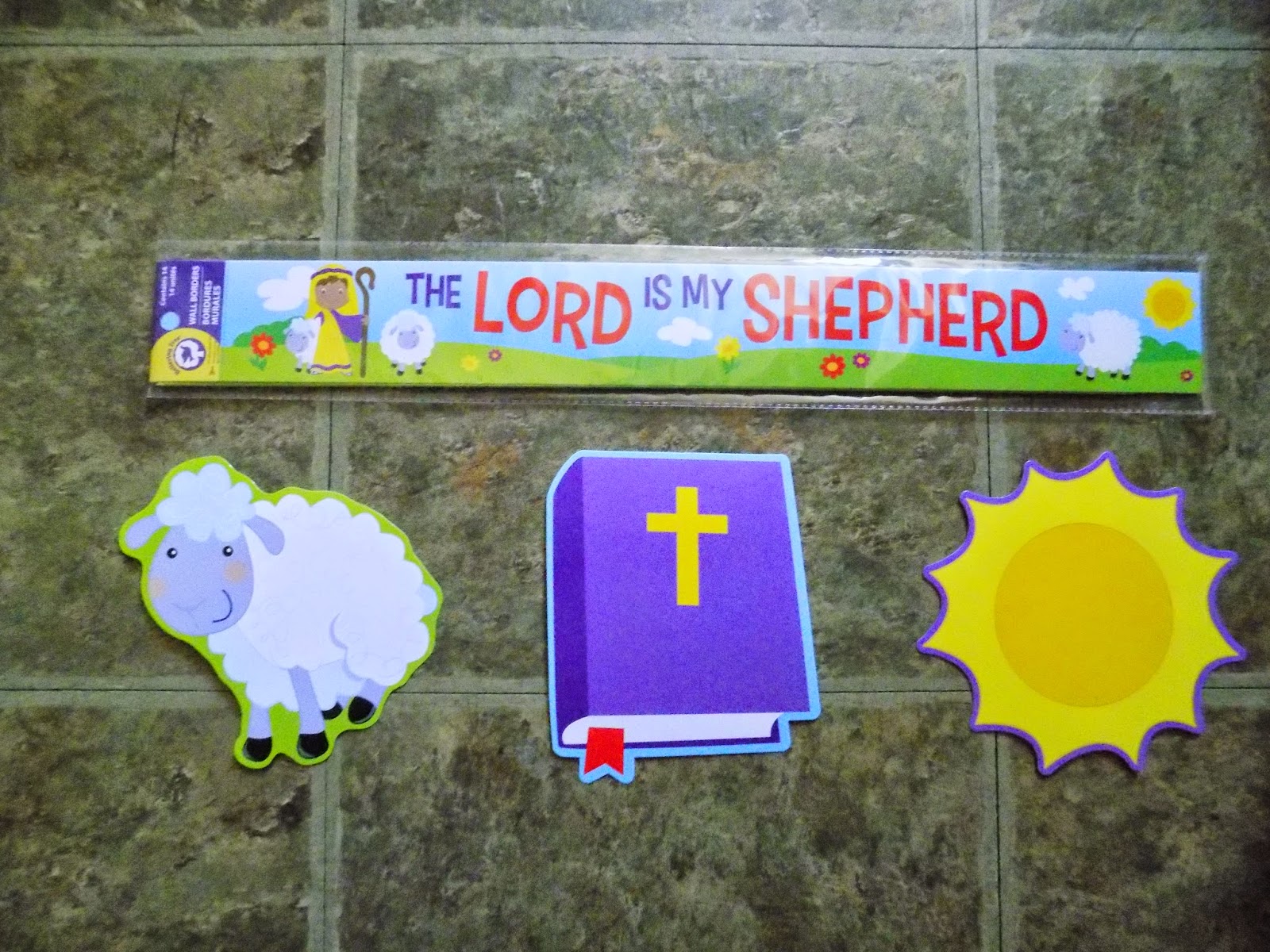 Adventures in Teaching First Grade Catechism: Bulletin Boards
