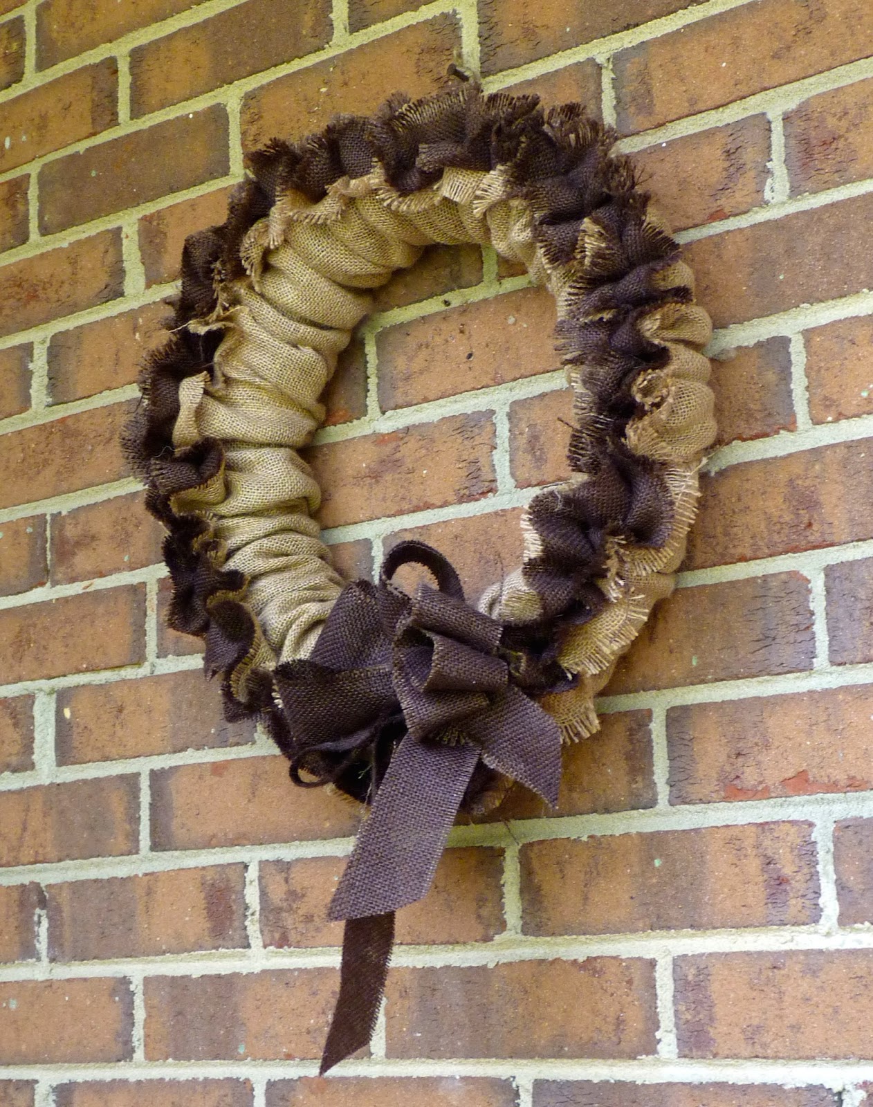 Mary Jo's Cloth Design Blog: Rustic Ruffled Burlap Wreath