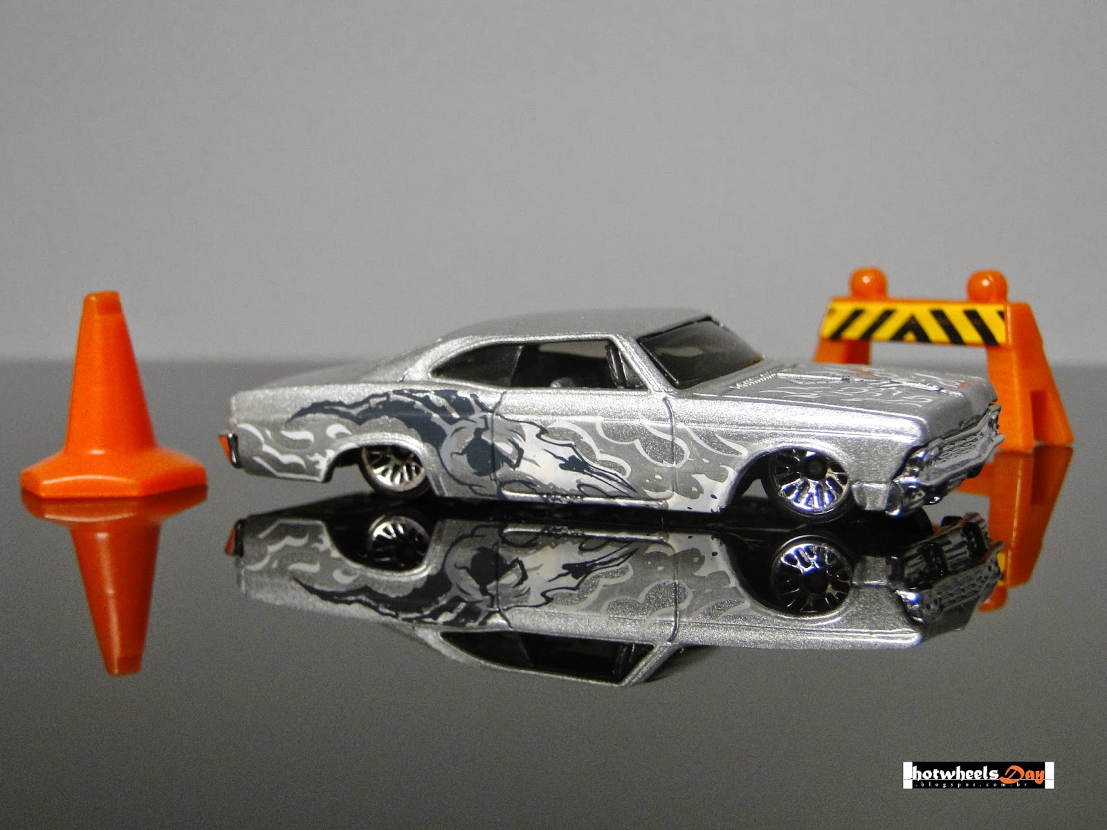 Hotwheels Day: 65 Chevy Impala - All Stars (Kmart Exclusive) - 2008