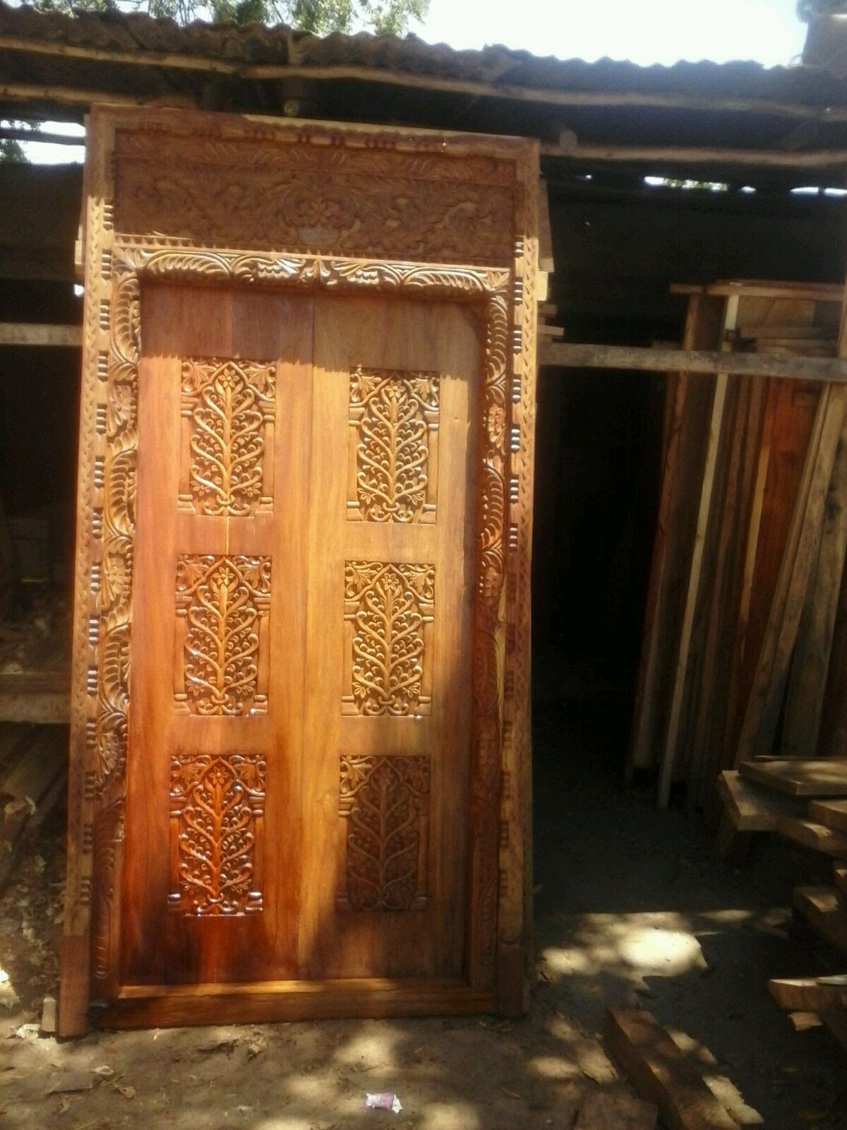 Waxemvule pm: MILANGO SAFI NA IMARA KWA KUTUMIA MTI ASILI NDIO HII HAPO