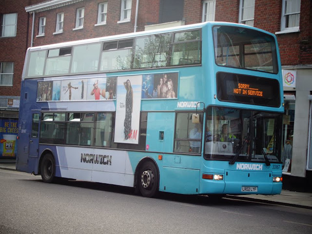 Ryan's Bus Blog: First Buses Livery : Multi Coloured Spectaculars