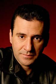 Verbena: Peça de Samir Yazbek é encenada em Londres