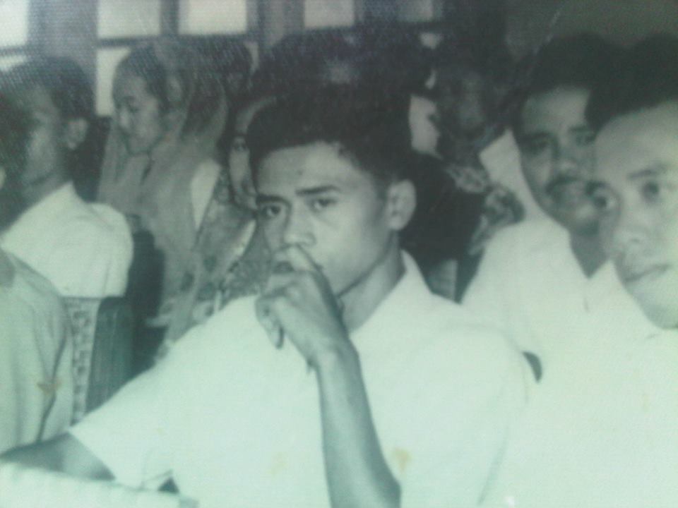 KH Ahmad Warson Munawwir: Sang Penyusun Kamus Legendaris - Pondok ...