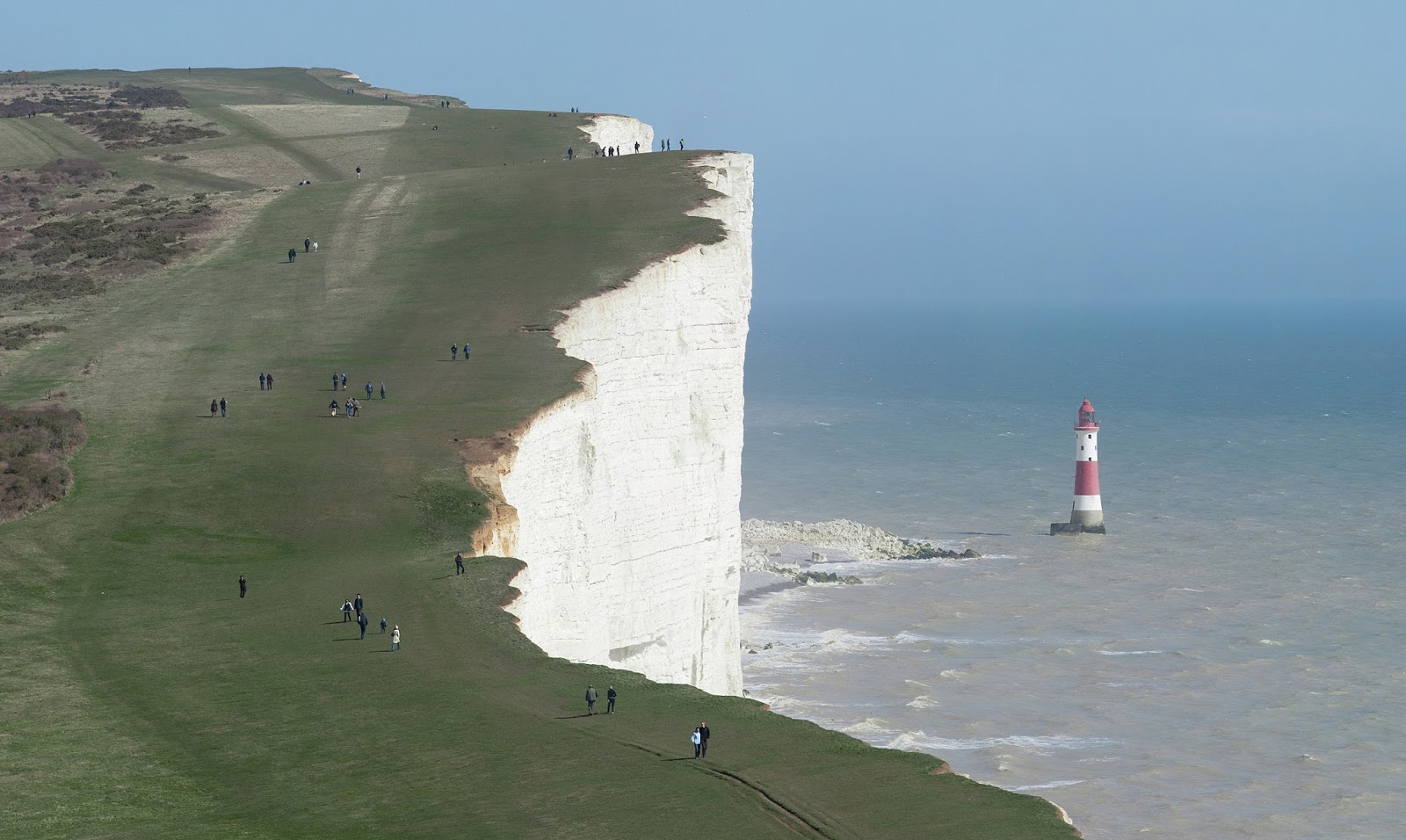 Banco de Imágenes Gratis: Beachy Head and Lighthouse, East Sussex, England.