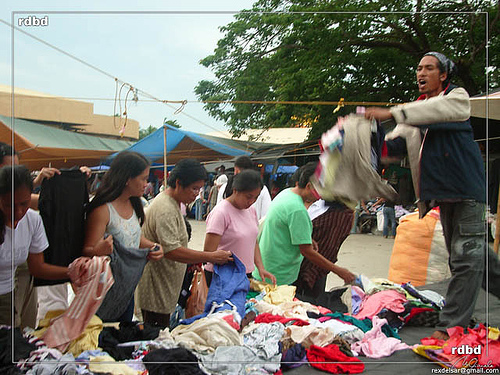 EXPAT AUX PHILIPPINES: UKAY-UKAY ... UKAY