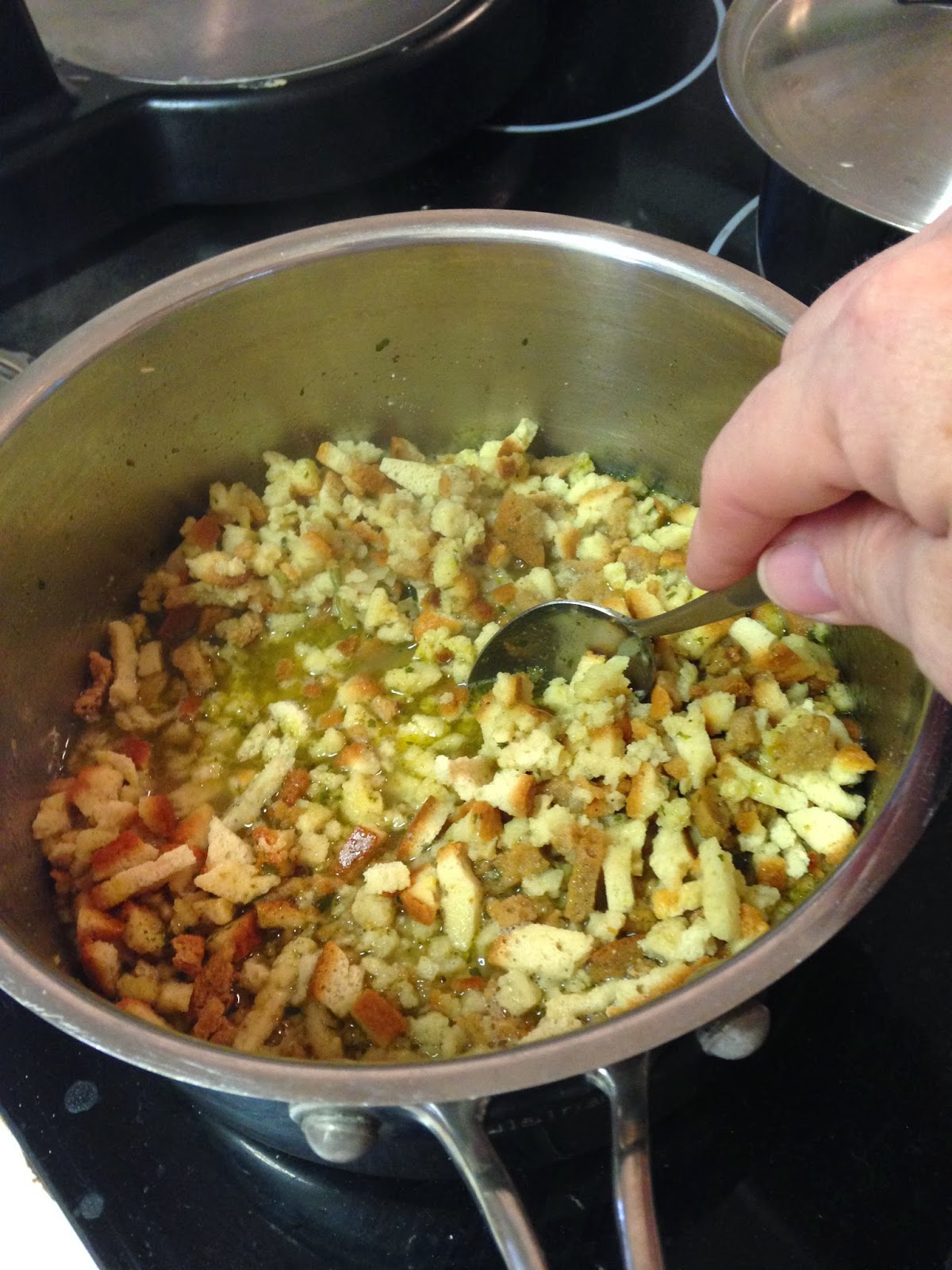 Tracy Cooks in Austin: TWO ideas here, First, Gravy. Then another ...