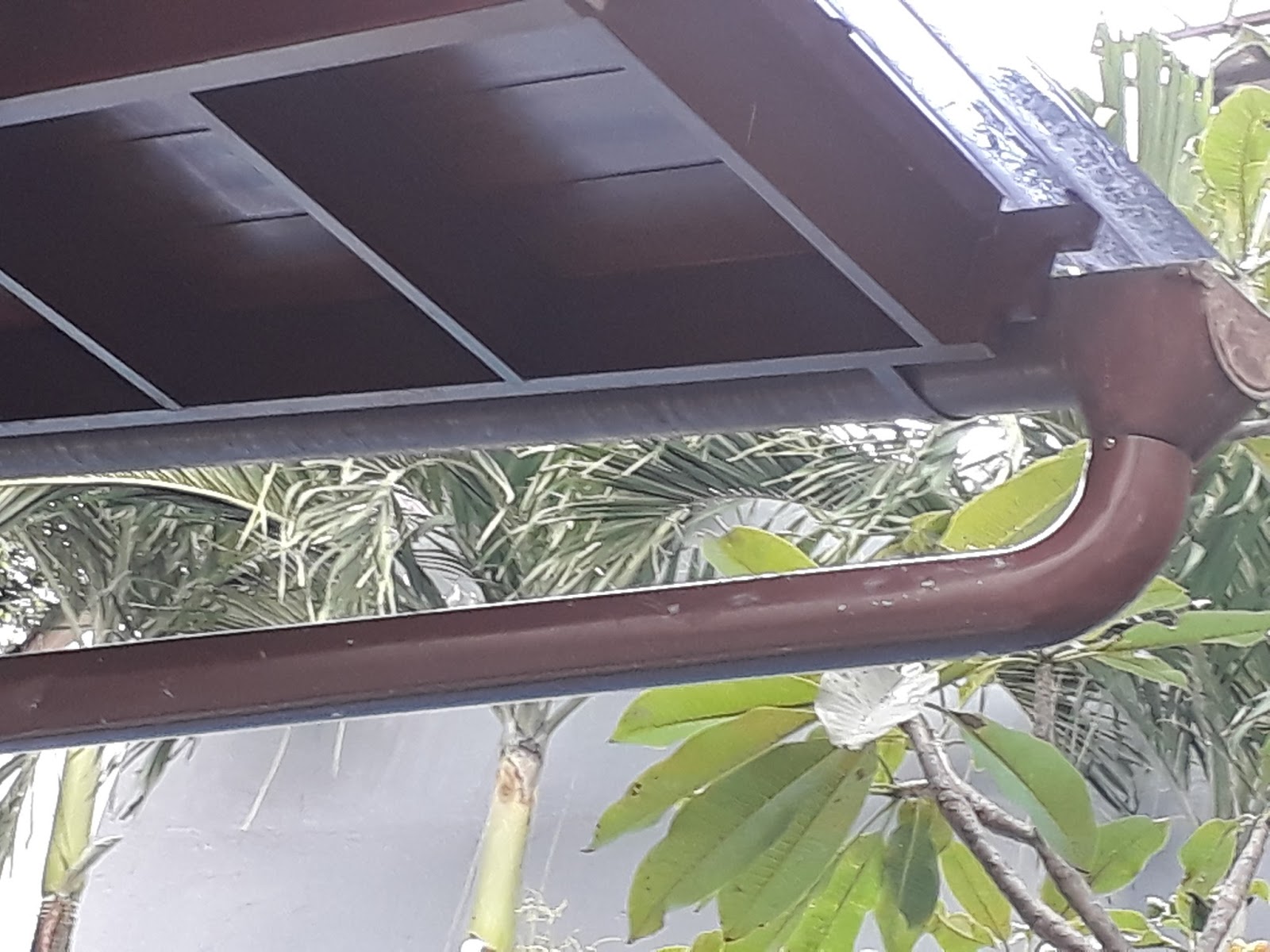 Finish Instalasi eSeMKa gutter | Talang Metal / Gutter Steel Talang Air ...