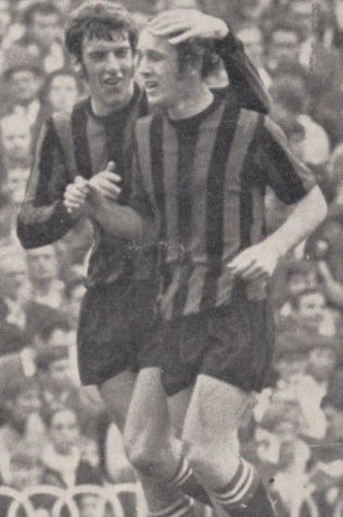 Ian Bowyer K.O.s Köln