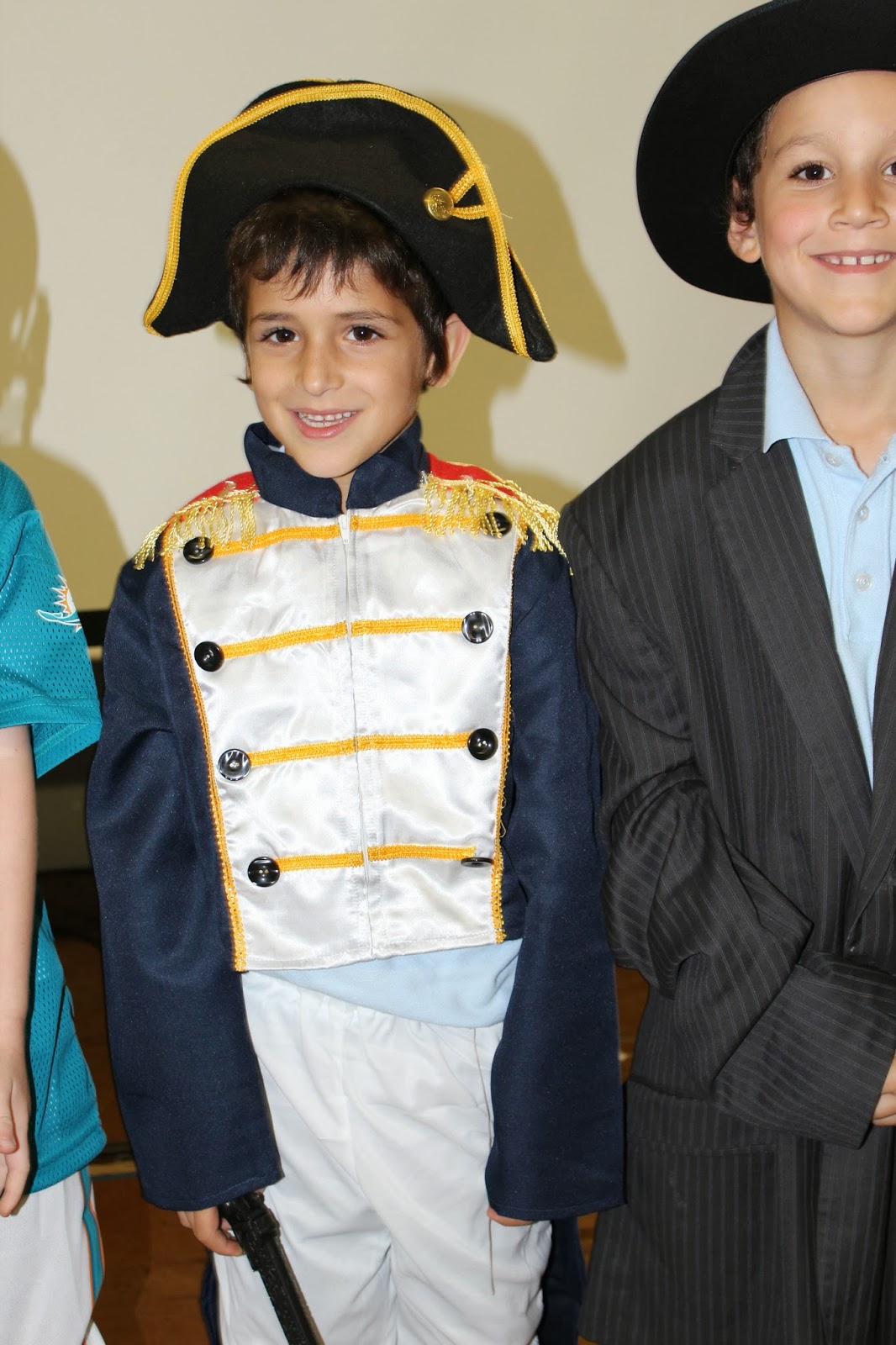 LEC Purim Contest: Purim Costume Contest Pictures