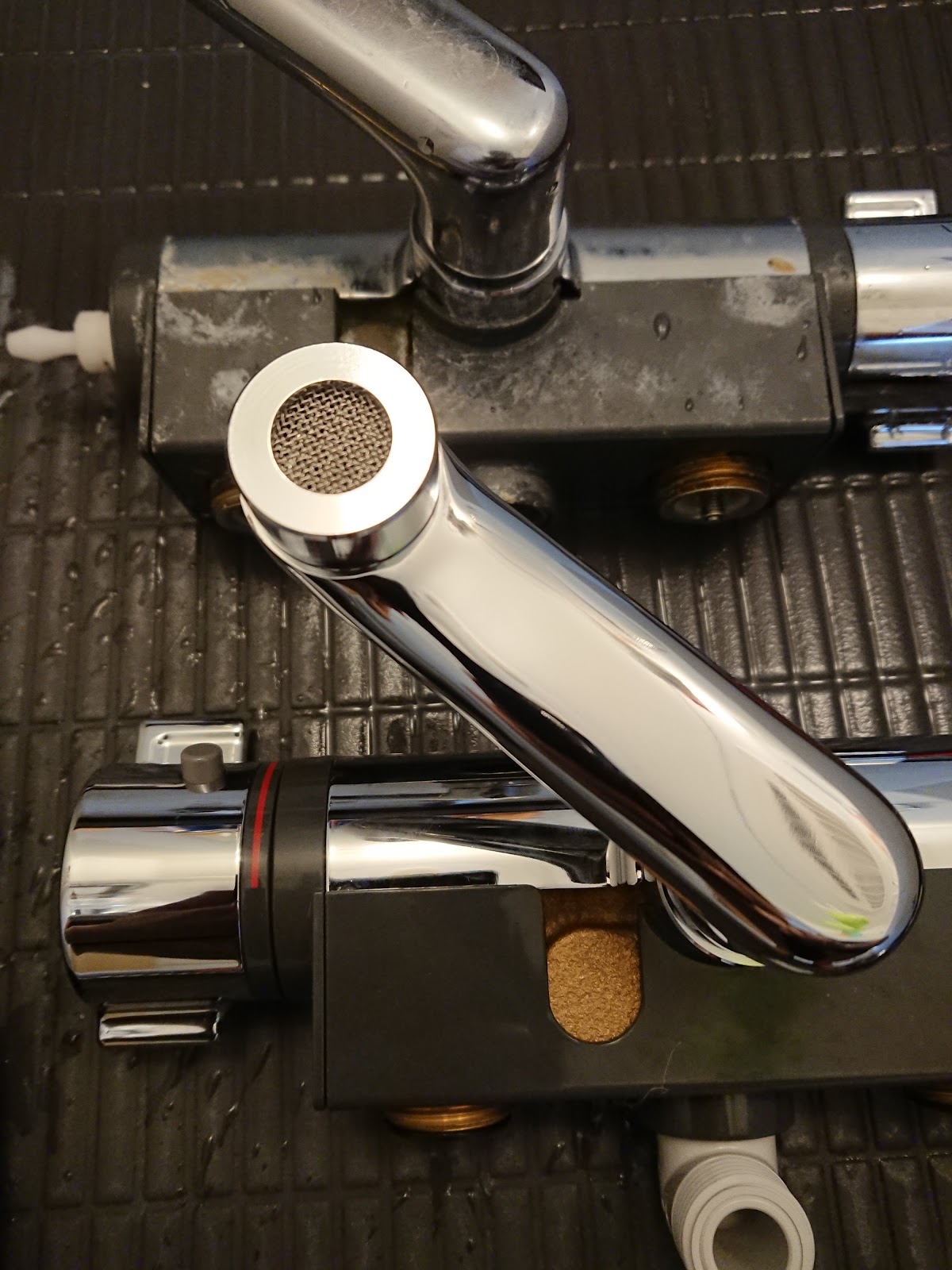 ＜DIY＞自宅マンション浴室のKVKのシャワー温度が調節出来ない！混合水栓が故障したので自分で交換-DIY360