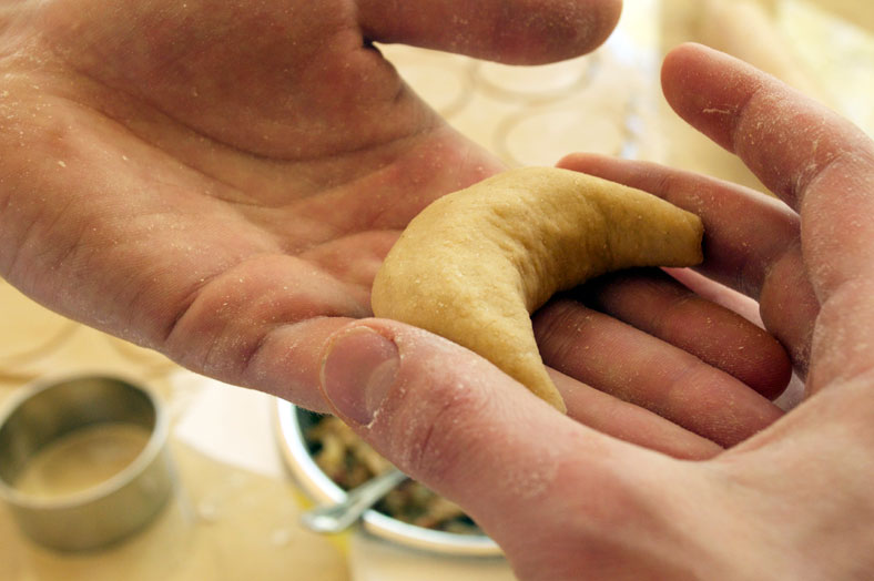 PIRAGI: LATVIAN BACON PIE | COOKING RABBIT