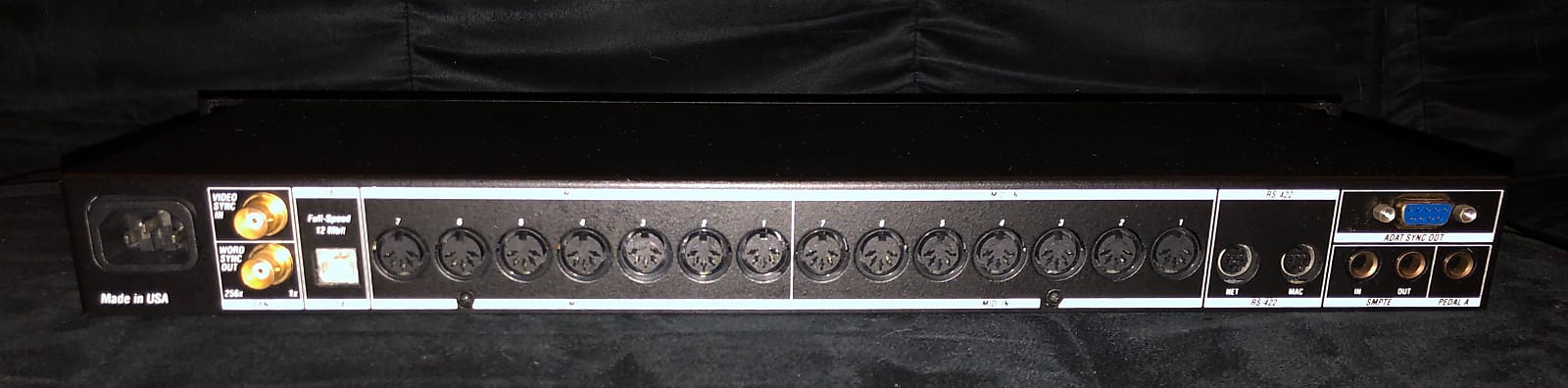 MATRIXSYNTH: MOTU MIDI Timepiece USB AV