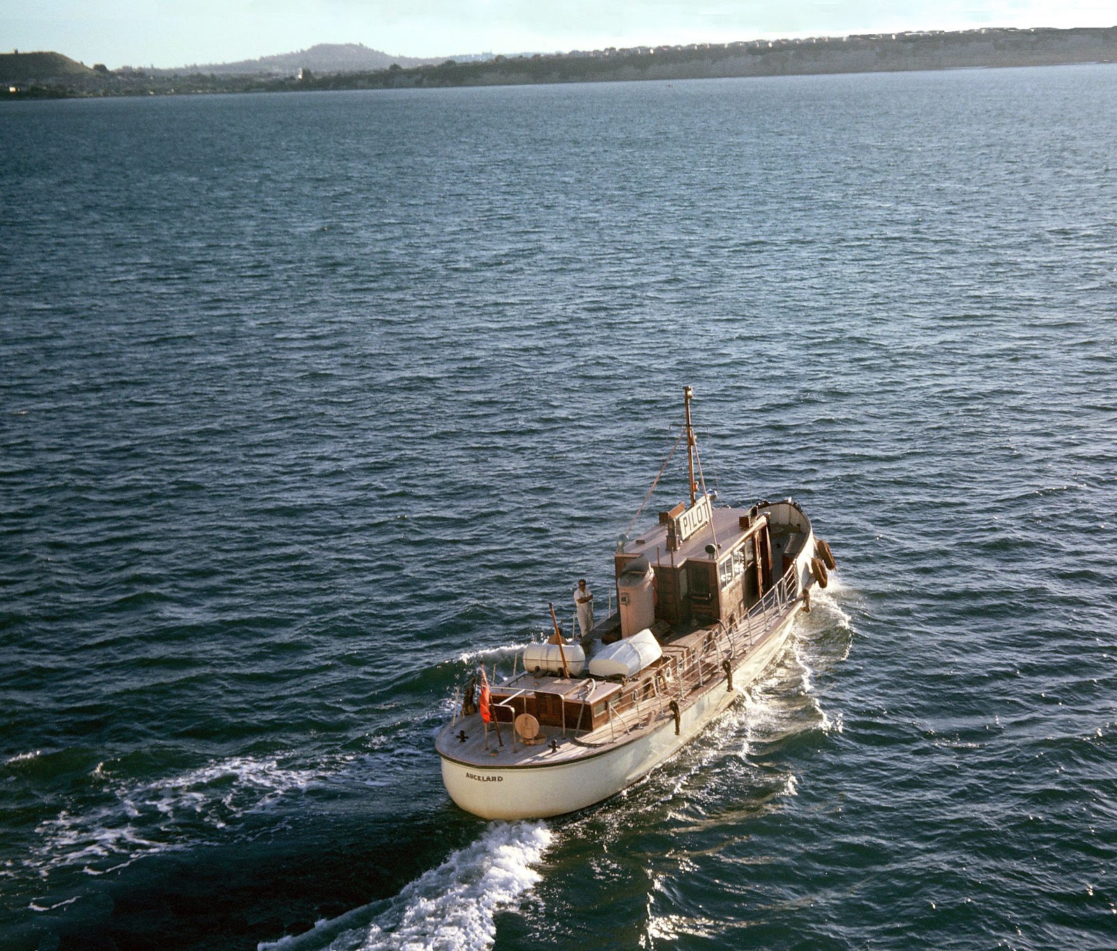 transpress nz: harbour pilot boat Aucklander, 1960s