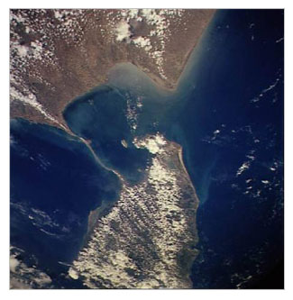 Bob McKerrow - Wayfarer: Adam's Bridge joining Sri Lanka and India