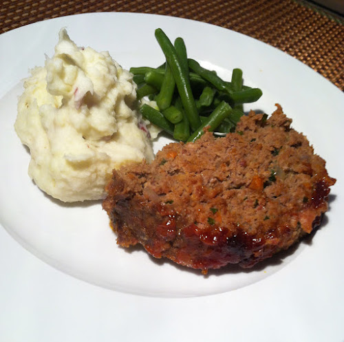 minxeats - recipes, recaps, and restaurant reviews: Cowboy Meatloaf