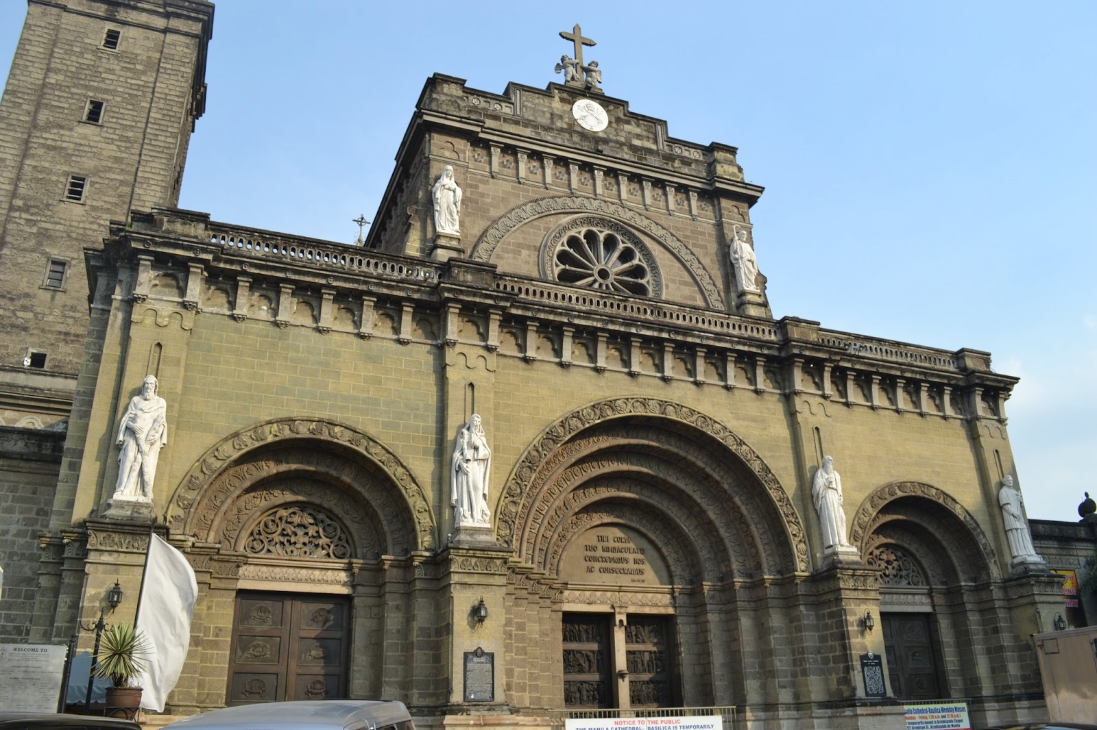 Travelling My Heart Out: Inside the Metro- Revisiting the Walled City ...