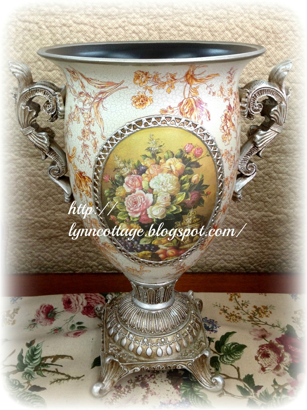 lynn's cottage: VICTORIAN VASE............